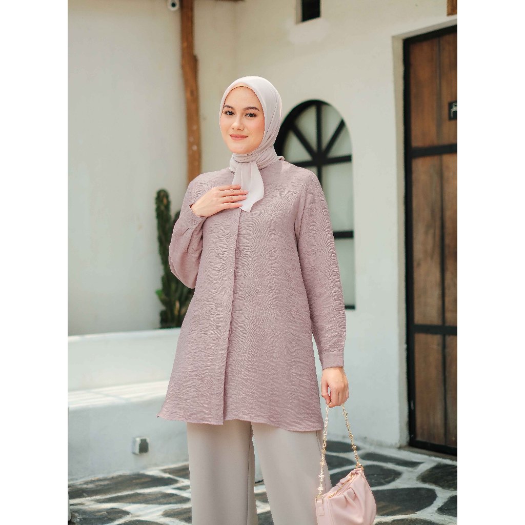 Lightsclo Official Website - Lights.clo - Aruna Blouse