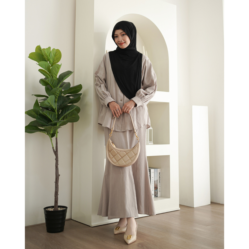 Evolvere - Evolvere-Aisha one set linen kemeja dan rok mermaid